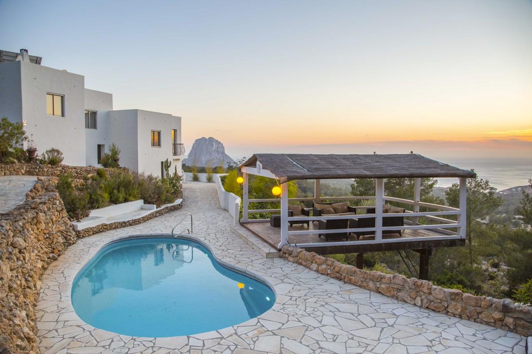 Most Beautiful Towns and Villages in Costa Brava | Oliver's Travels