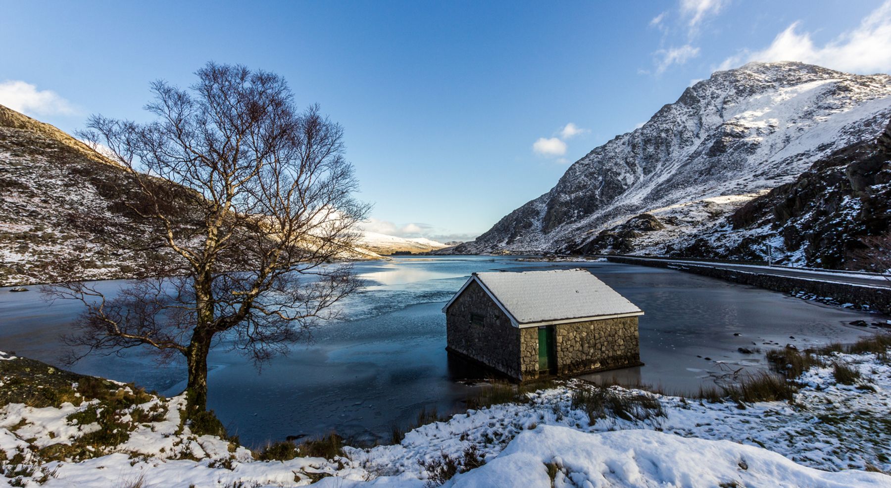 The Most Iconic Filming Locations in the UK (and where to stay nearby!)