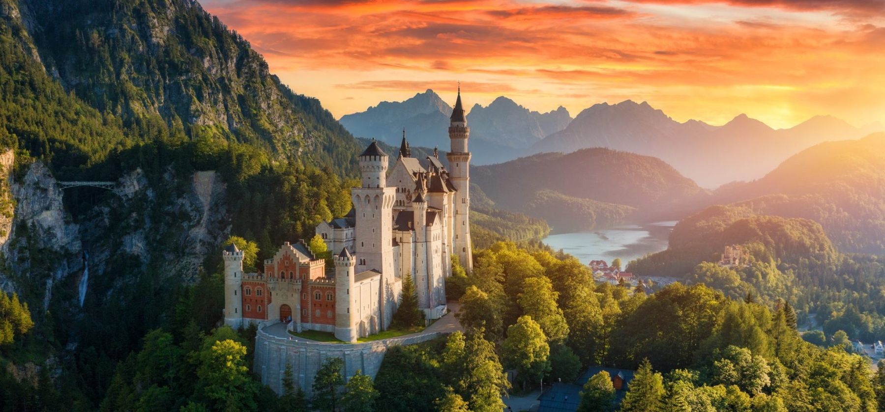 The ‘Fairytale Formula’ - The Most Perfect Storybook Castles Around The...