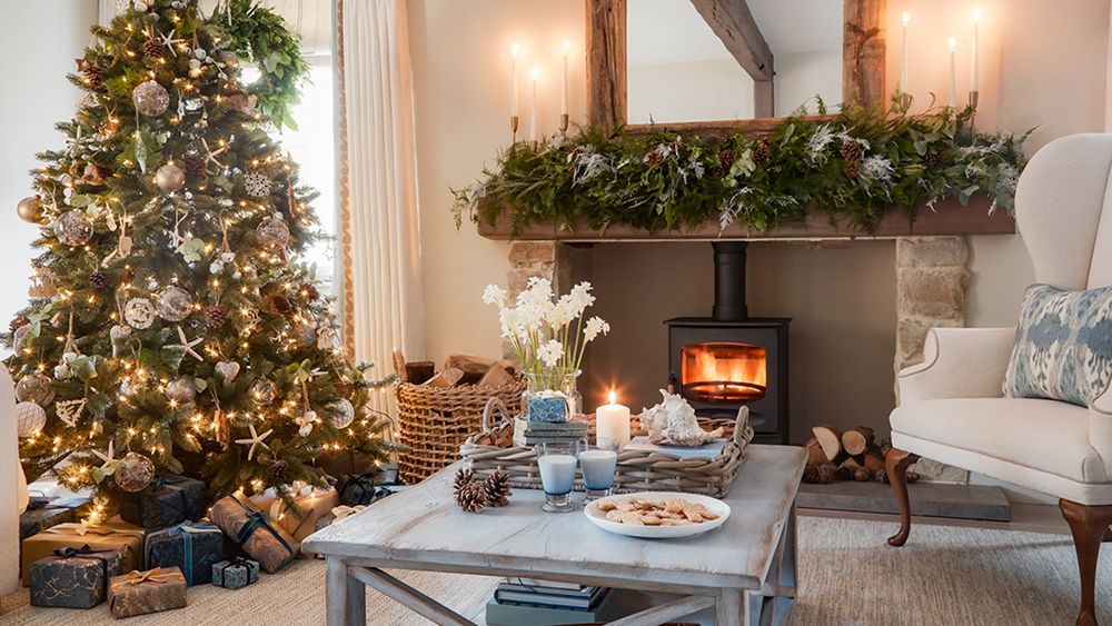 Christmas Cottages | Festive Villa Holiday Rentals | Oliver's Travels